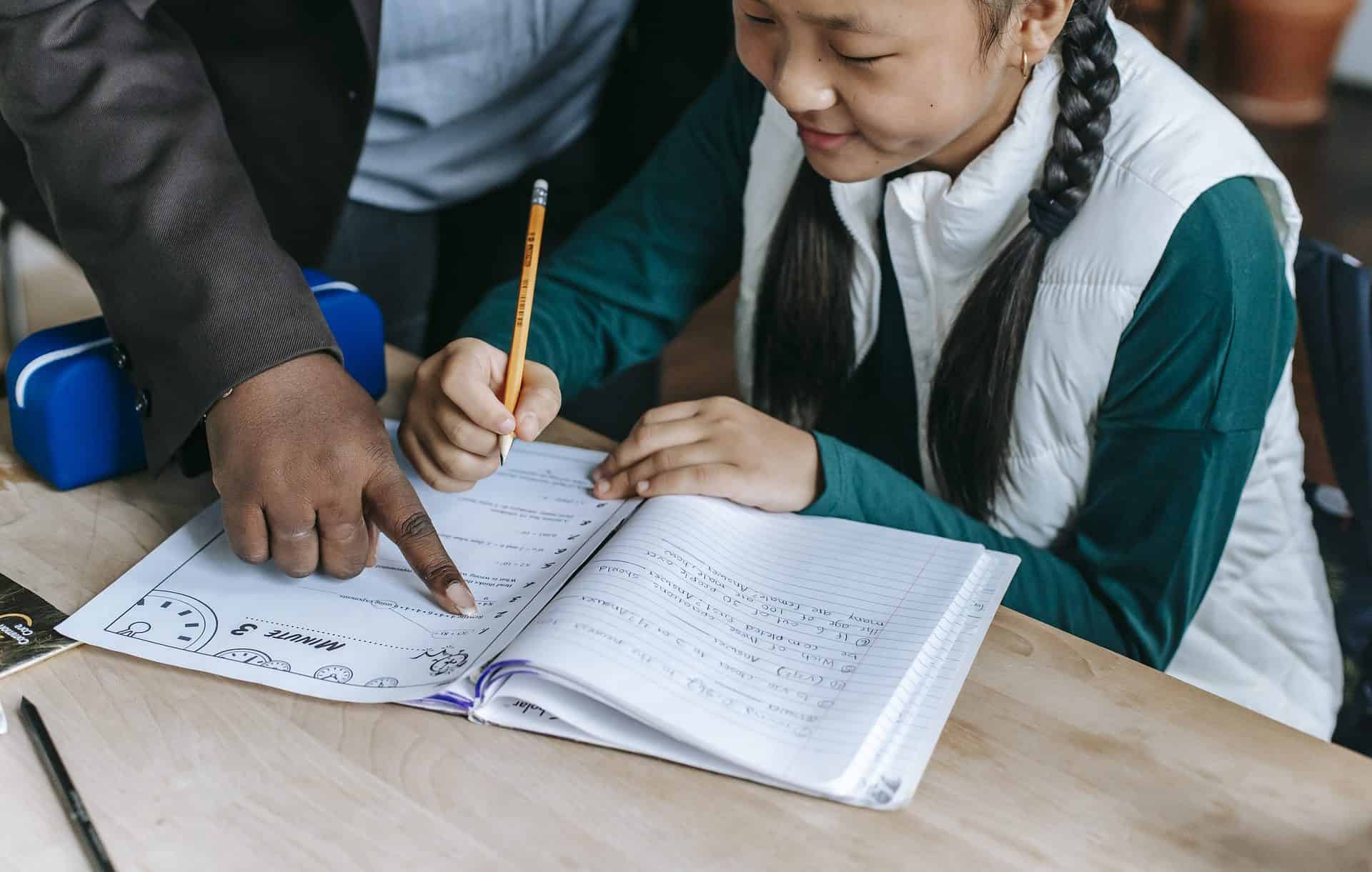 From Reading to Writing: 3 Proven Tips to Introduce Creative Writing to